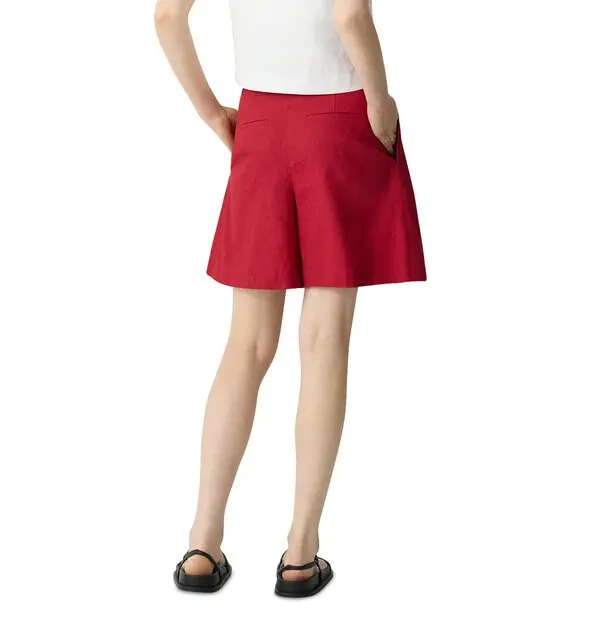 Theory Pleated Linen Shorts - Cherry