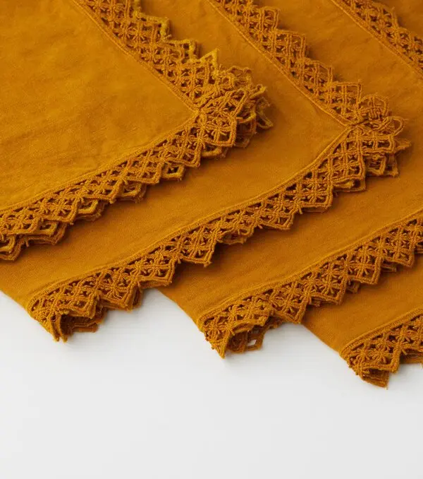 ONCE MILANO Set Of 4 Macramé-trimmed Linen Napkins - Yellow