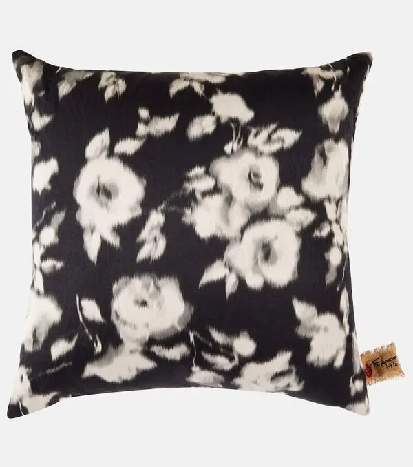 THE HOUSE OF LYRIA Astrantia Cushion - Black