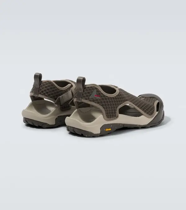 ROA Arpy Mesh Slip-on Sneakers