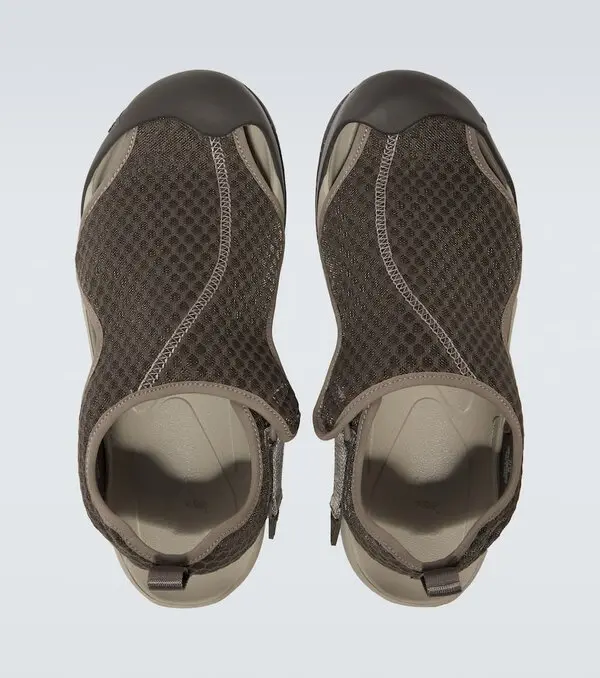 ROA Arpy Mesh Slip-on Sneakers