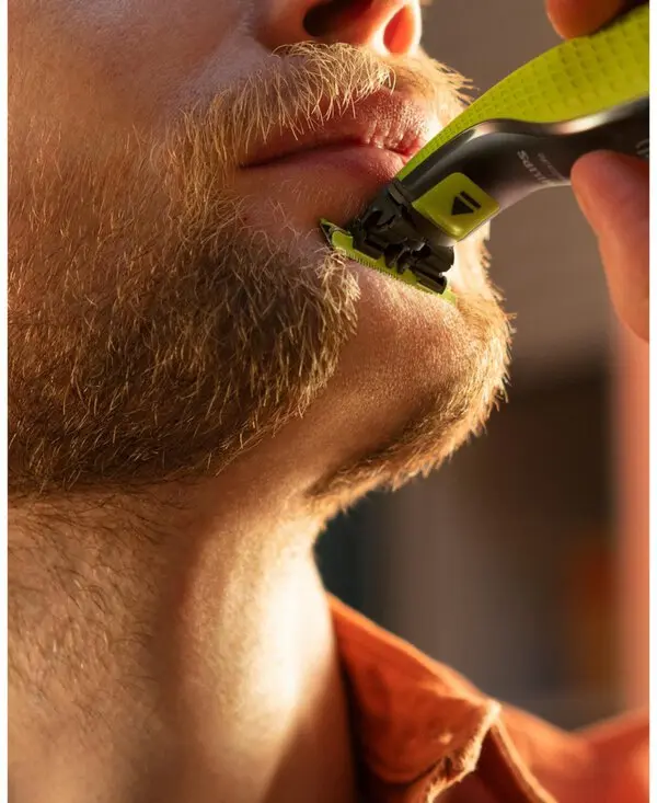 PHILIPS NORELCO Oneblade 360 Face Hybrid Electric Shaver