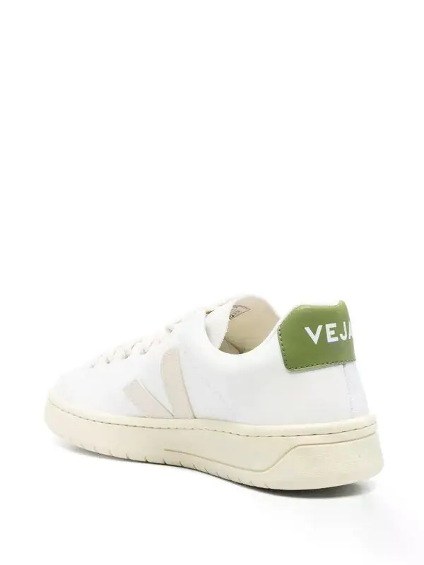 VEJA Urca Sneakers - White