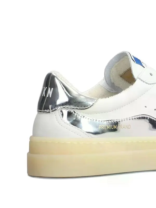 STKN Venus Sneakers