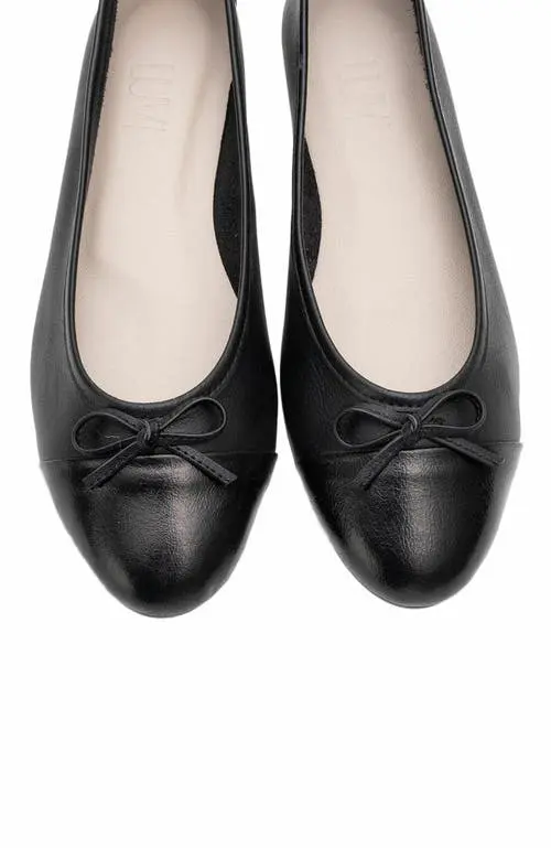 FOREVER & ALWAYS SHOES Rayne Cap Toe Ballet Flats - Black Leather