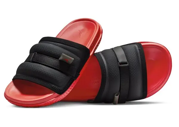 JORDAN Super Playin Slides - Black/chile Red