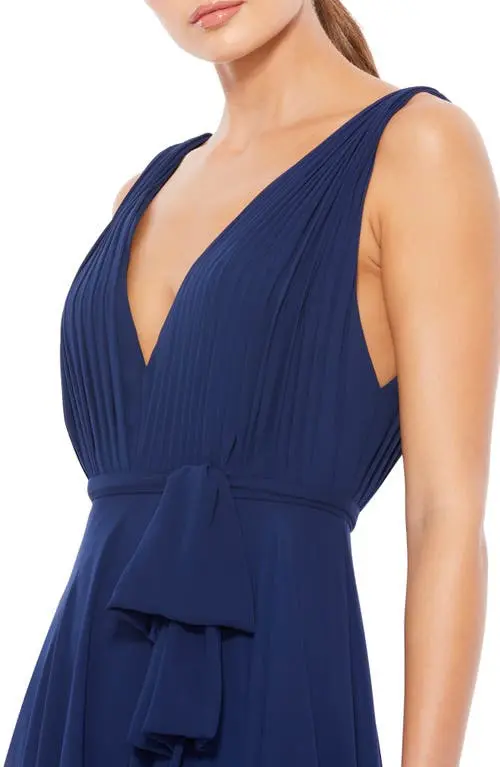 Mac Duggal Sleeveless V-neck Chiffon Gown - Midnight