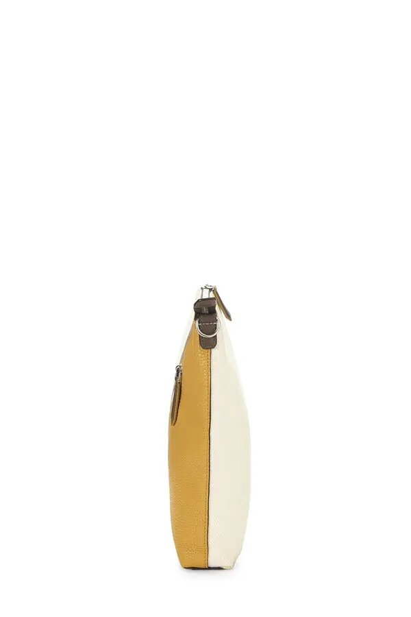 Fendi Zucca Zip Messenger