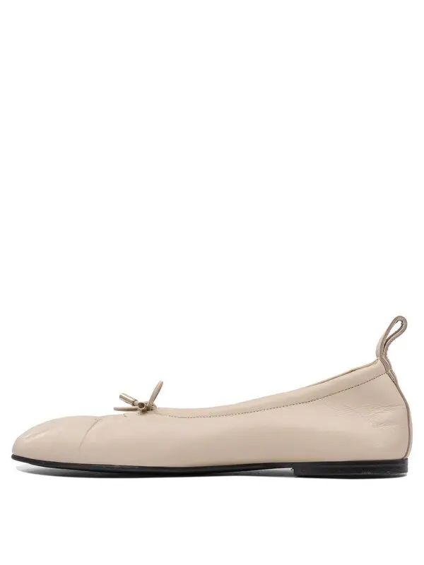 ALOHAS Leather Ballet Flats - White