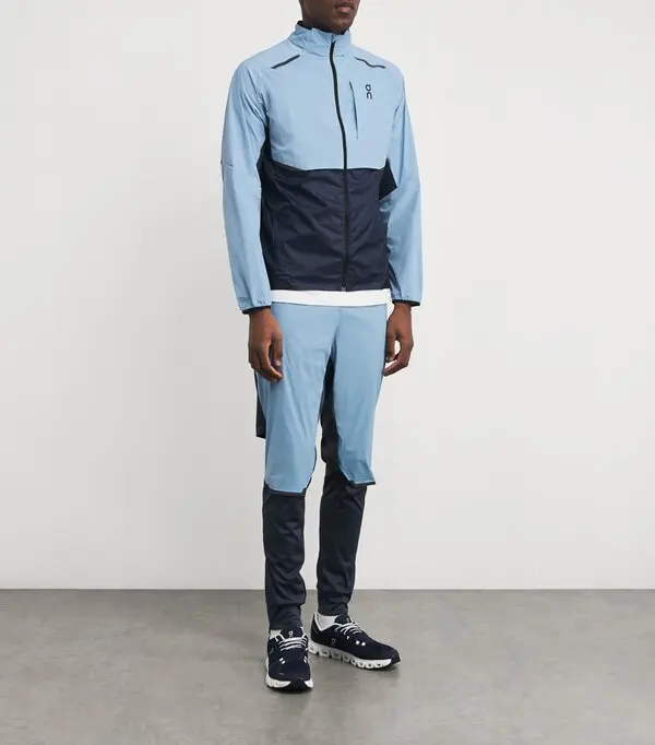 On 6 Trainers - Navy