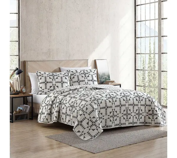 Eddie Bauer Arrowhead King Quilt Sham Set