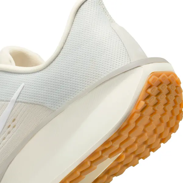 Nike Quest Road Running Shoes