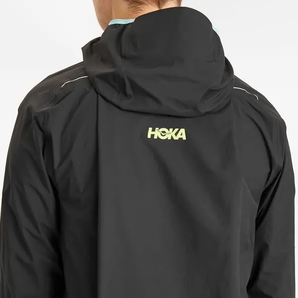 Hoka One One M Tecsky Waterproof Jacket In Black - 35% Off