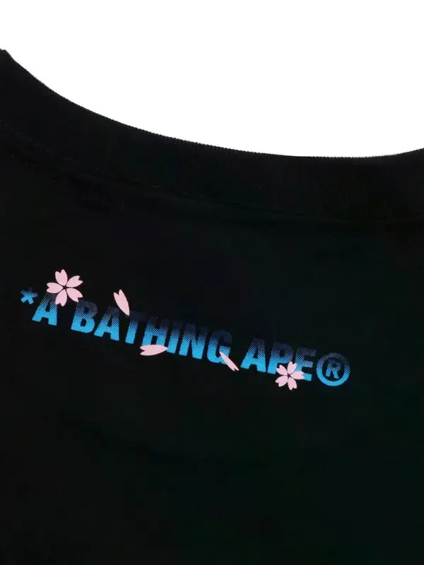 A BATHING APE Sakura T-shirt - Black