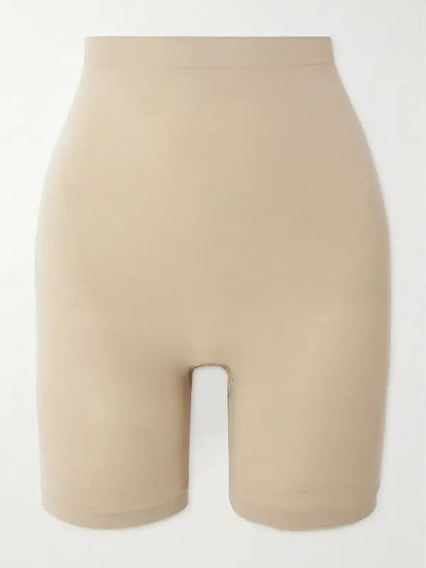 SKIMS Seamless Sculpt Mid Thigh Shorts - Neutrals