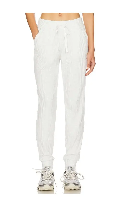 Alo Yoga Muse Sweatpant