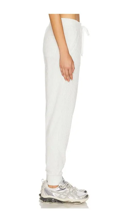 Alo Yoga Muse Sweatpant