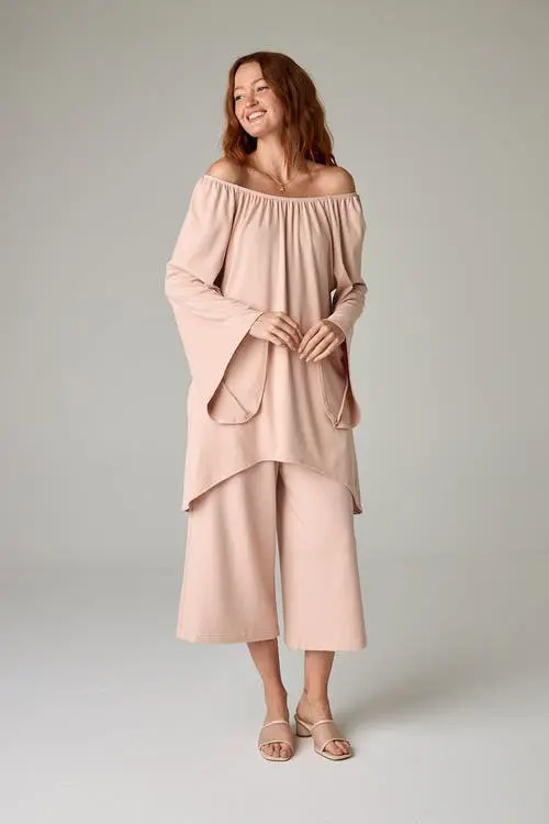EAVOLU Peyto Off-shoulder Tunic/dress - Rose Quartz