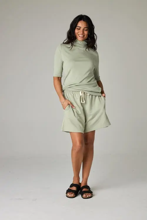 EAVOLU Acadia Aspen Eco-luxe Rib Short-sleeve Top - Fern