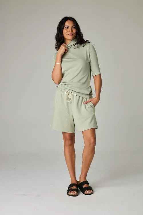 EAVOLU Acadia Aspen Eco-luxe Rib Short-sleeve Top - Fern