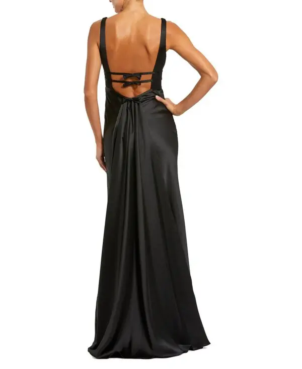 Mac Duggal Sleeveless V-neck Satin Gown With Bow Details - Black