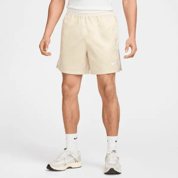 Nike Sportswear Club Flow Football Shorts - Brown