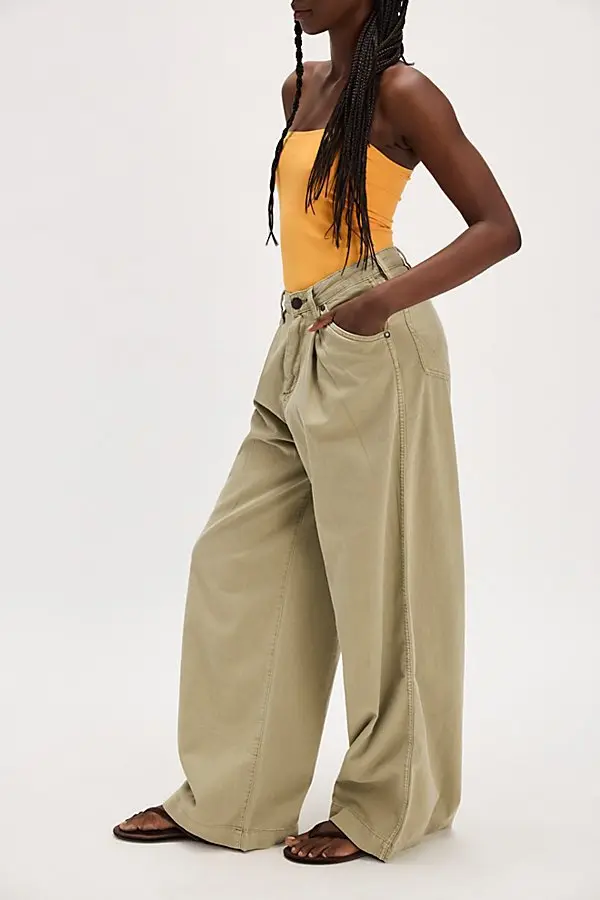 Wrangler Pleated Wide Leg Trousers