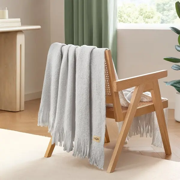 UGG Margot Throw Blanket - Stone