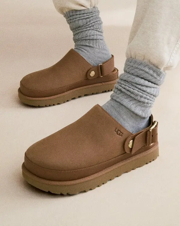 UGG Goldenstar Villa Clogs - Black