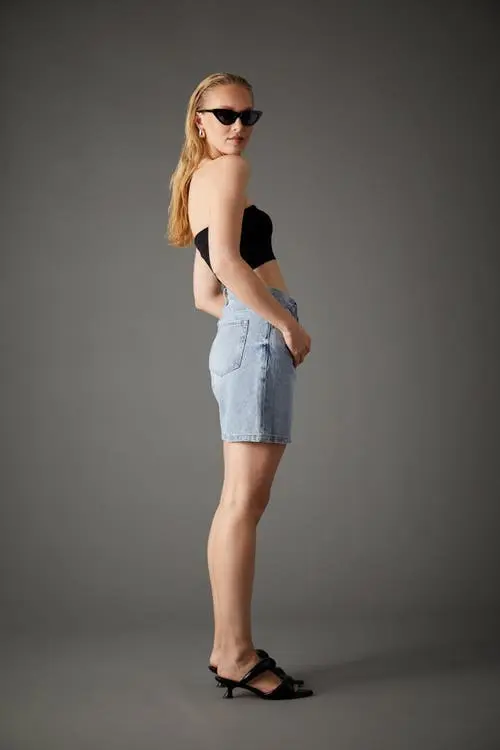 BLUE REVIVAL Midi Denim Shorts