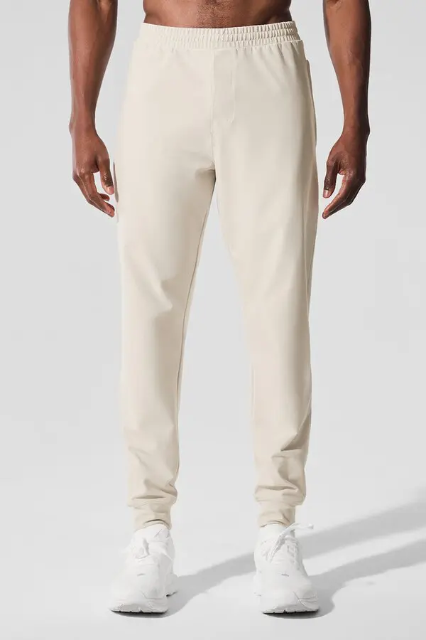 Alo Yoga Max Performance Jogger Pants - Bone