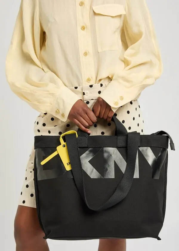 Dkny Brady Logo Canvas Tote