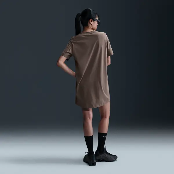 Nike Sportswear Chill Knit Oversized T-Shirt Dress In Brown - 38% Off |  Editorialist