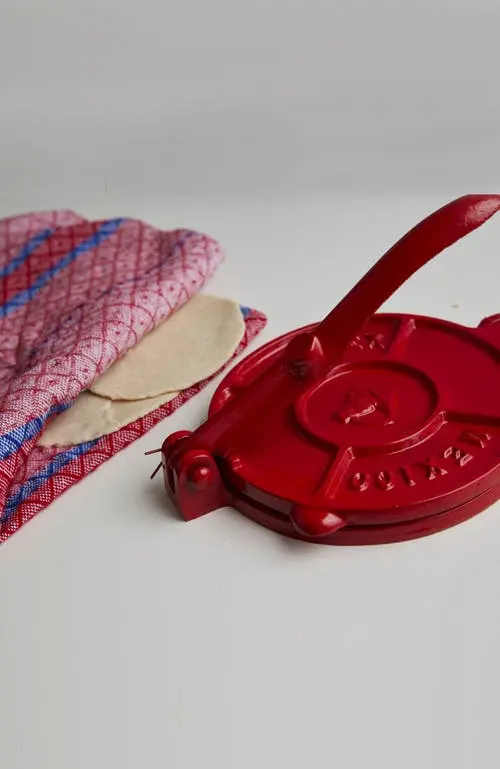 VERVE CULTURE Cast Iron Tortilla Kit