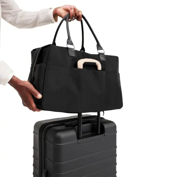 BEIS The Commuter Duffle Bag
