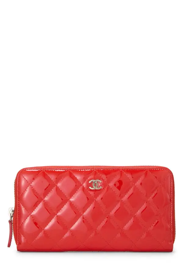 Chanel Quilted Patent Wallet - Red