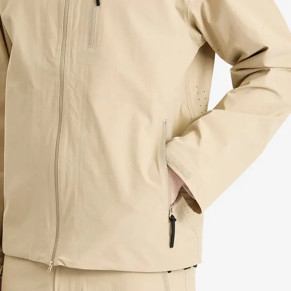 HIKING PATROL Technical Jacket - Beige