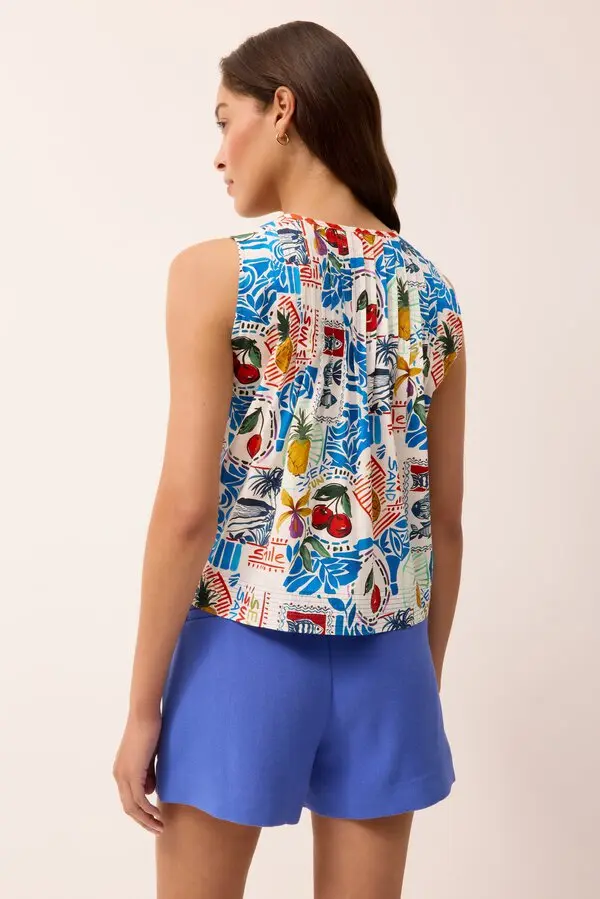 MARIE OLIVER Mid-rise Crepe Shorts - Cobalt