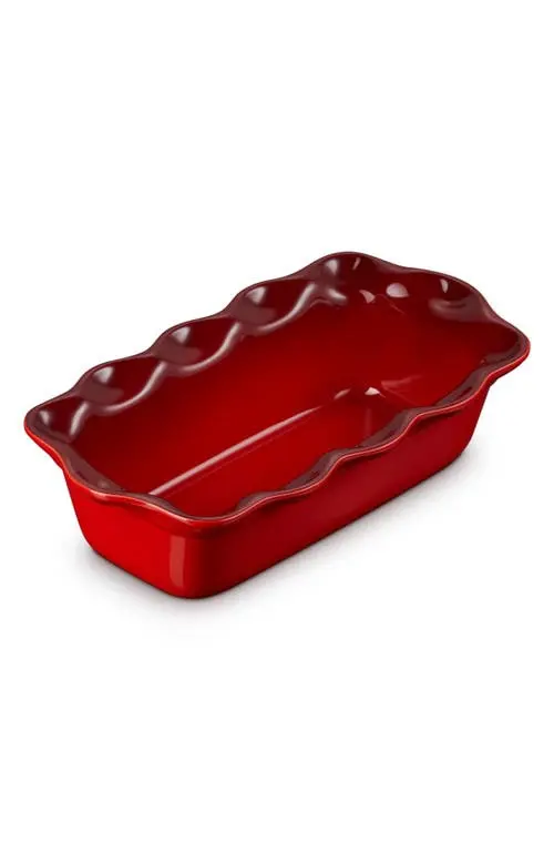 LE CREUSET Heritage Stoneware 9-inch Fluted Loaf Pan - Cerise
