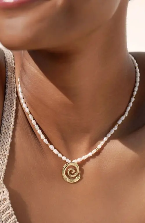 Ettika Aura Swirl Pendant Freshwater Pearl Necklace - Gold