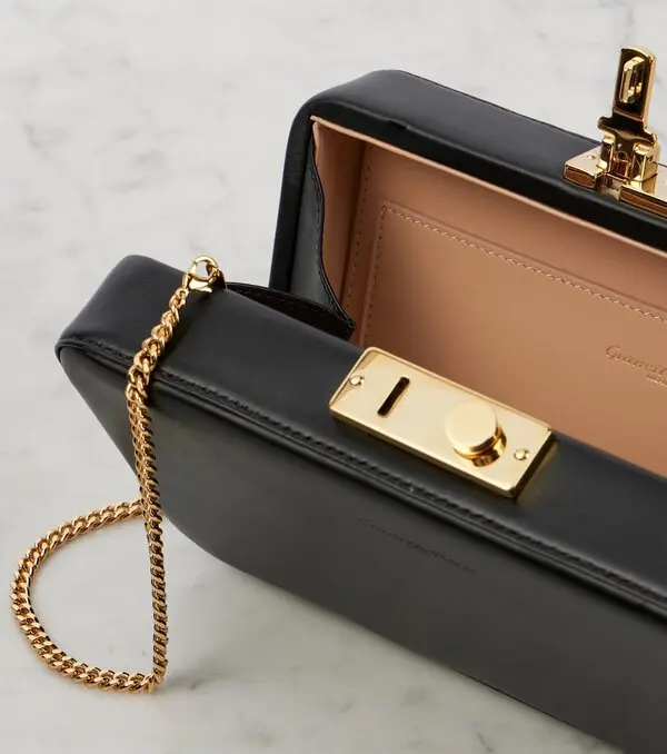 GIANVITO ROSSI Valì Leather Clutch - Black