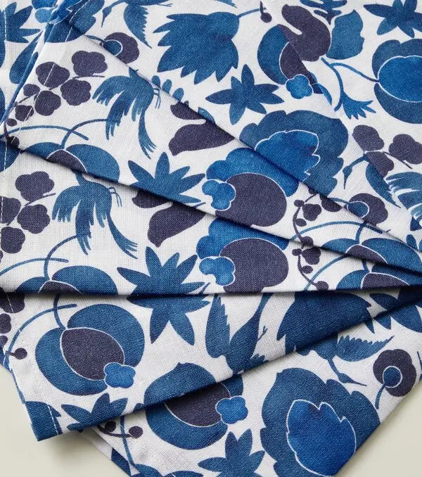 La DoubleJ Large Set Of 6 Floral Napkins - Blue