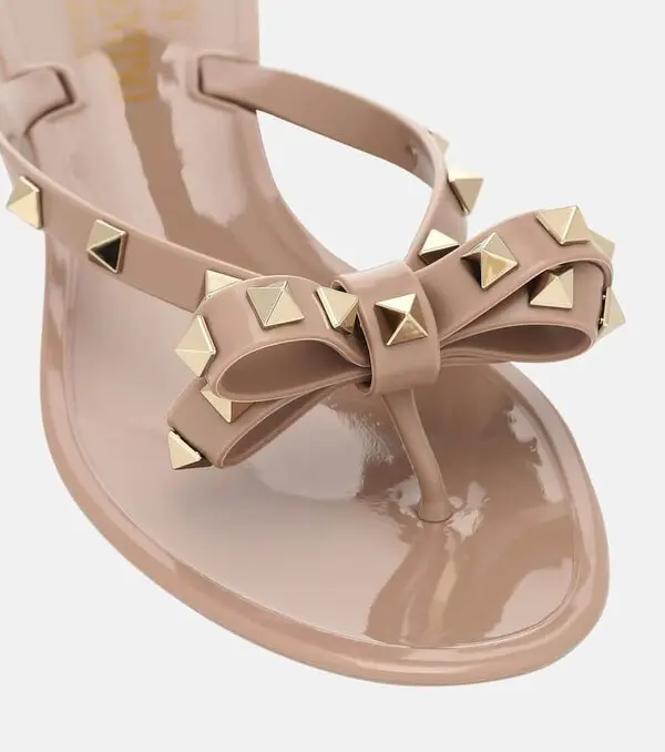 Valentino Garavani Rockstud Thong Sandals