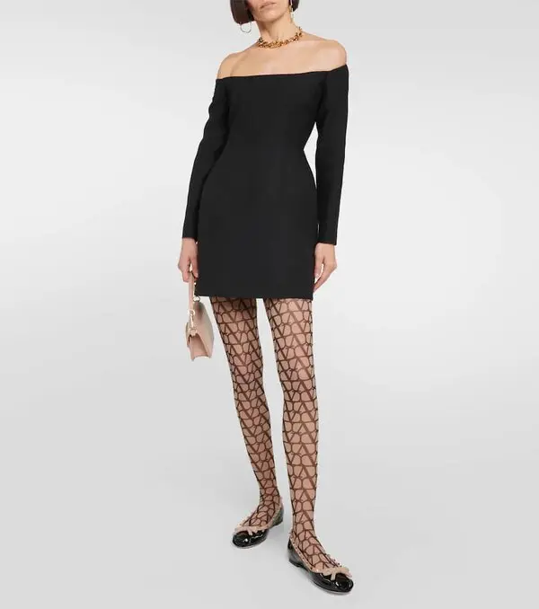 Valentino Garavani Rockstud Patent Leather Ballet Flats