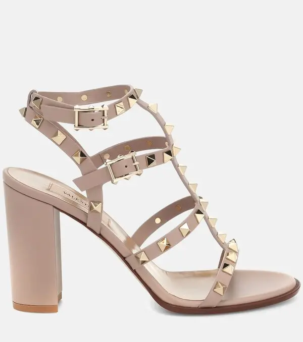 Valentino Garavani Rockstud Leather Sandals - Beige