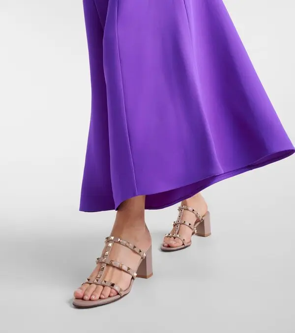 Valentino Garavani Rockstud Leather Sandals - Pink