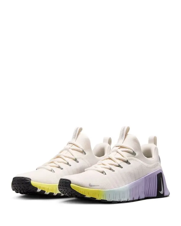Nike Free Metcon Sneakers