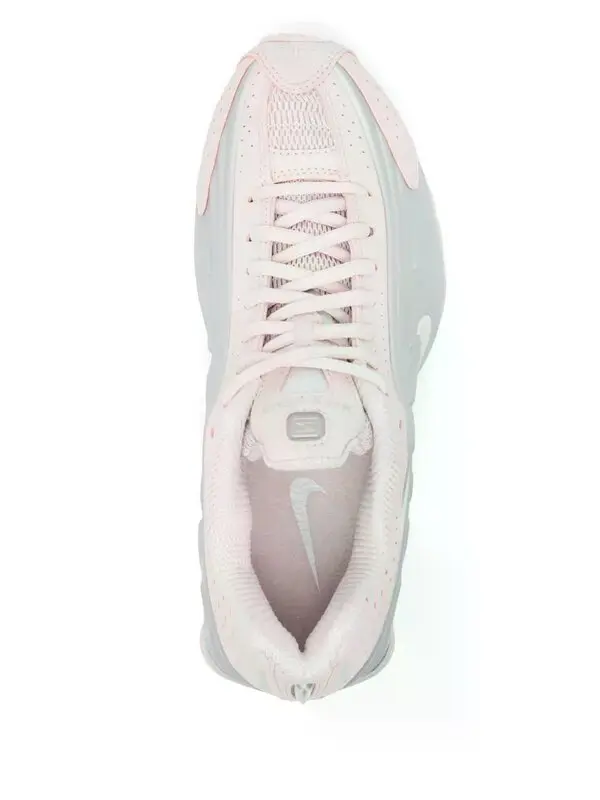 Nike Shox R4 Sneakers - Pink