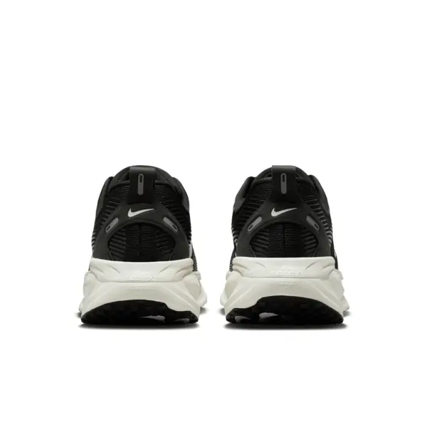 Nike Vomero 18 Road Running Shoes - Black