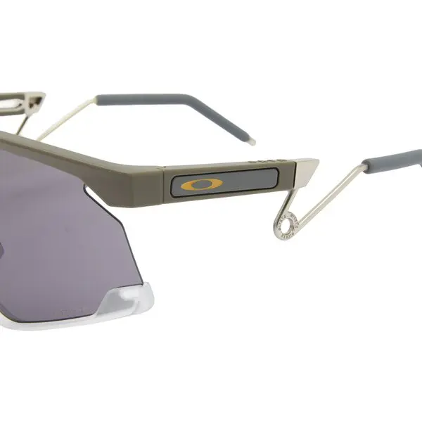 Oakley Latitude Bxtr Metal Sunglasses
